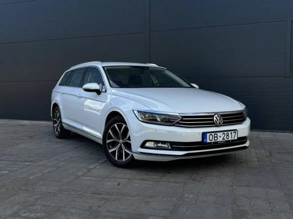 White Volkswagen Passat B8 2019 in Riga, with an engine capacity of 2.00 L and mileage of 178 thousand km for 16300 €, photo 5 on AUTOMOTO.COM.LV