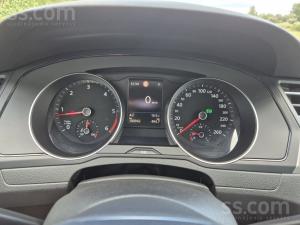 White Volkswagen Passat B8 2019 in Jelgava, with an engine capacity of 1.60 L and mileage of 101 thousand km for 15900 €, photo 14 on AUTOMOTO.COM.LV