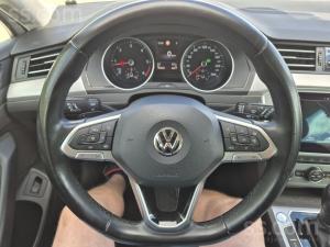 White Volkswagen Passat B8 2019 in Jelgava, with an engine capacity of 1.60 L and mileage of 101 thousand km for 15900 €, photo 15 on AUTOMOTO.COM.LV