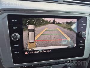 White Volkswagen Passat B8 2019 in Jelgava, with an engine capacity of 1.60 L and mileage of 101 thousand km for 15900 €, photo 20 on AUTOMOTO.COM.LV
