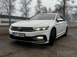 Balts Volkswagen Passat B8 2019 Rīga, ar dzinēja tilpumu 2.00 L un nobraukumu 220 tūkst. km par 16500 €, foto 3 vietnē AUTOMOTO.COM.LV
