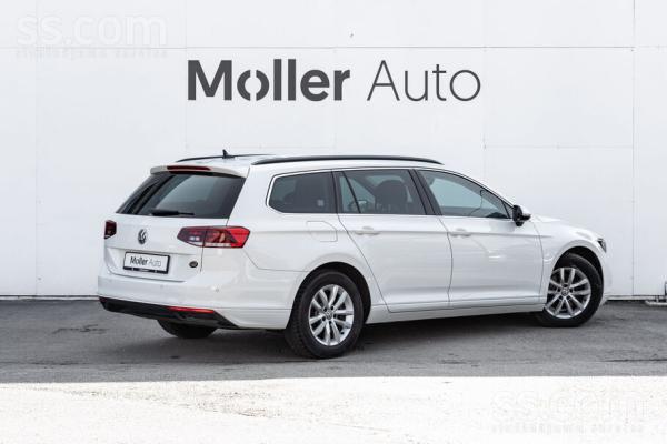Balts Volkswagen Passat B8 2020 Rīga, ar dzinēja tilpumu 1.50 L un nobraukumu 130 tūkst. km par 9300 €, foto 4 vietnē AUTOMOTO.COM.LV