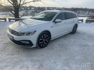 White Volkswagen Passat B8 2020 in Kuldiga, with an engine capacity of 2.00 L and mileage of 179 thousand km for 20595 €, photo  on AUTOMOTO.COM.LV
