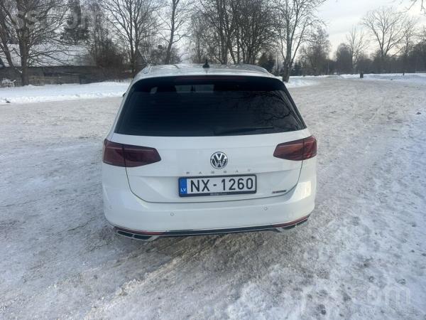 Balts Volkswagen Passat B8 2020 Kuldīga, ar dzinēja tilpumu 2.00 L un nobraukumu 179 tūkst. km par 20595 €, foto 4 vietnē AUTOMOTO.COM.LV