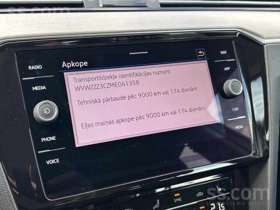 Balts Volkswagen Passat B8 2020 Rīga, ar dzinēja tilpumu 2.00 L un nobraukumu 162 tūkst. km par 18900 €, foto 17 vietnē AUTOMOTO.COM.LV