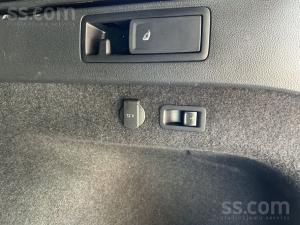 Balts Volkswagen Passat B8 2020 Rīga, ar dzinēja tilpumu 2.00 L un nobraukumu 162 tūkst. km par 18900 €, foto 19 vietnē AUTOMOTO.COM.LV