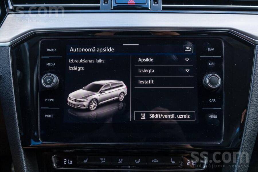Balts Volkswagen Passat B8 2020 Rīga, ar dzinēja tilpumu 2.00 L un nobraukumu 189 tūkst. km par 17950 €, foto 16 vietnē AUTOMOTO.COM.LV