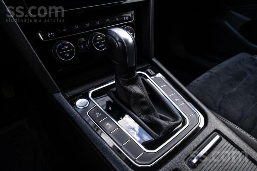 Balts Volkswagen Passat B8 2020 Rīga, ar dzinēja tilpumu 2.00 L un nobraukumu 189 tūkst. km par 17950 €, foto 18 vietnē AUTOMOTO.COM.LV
