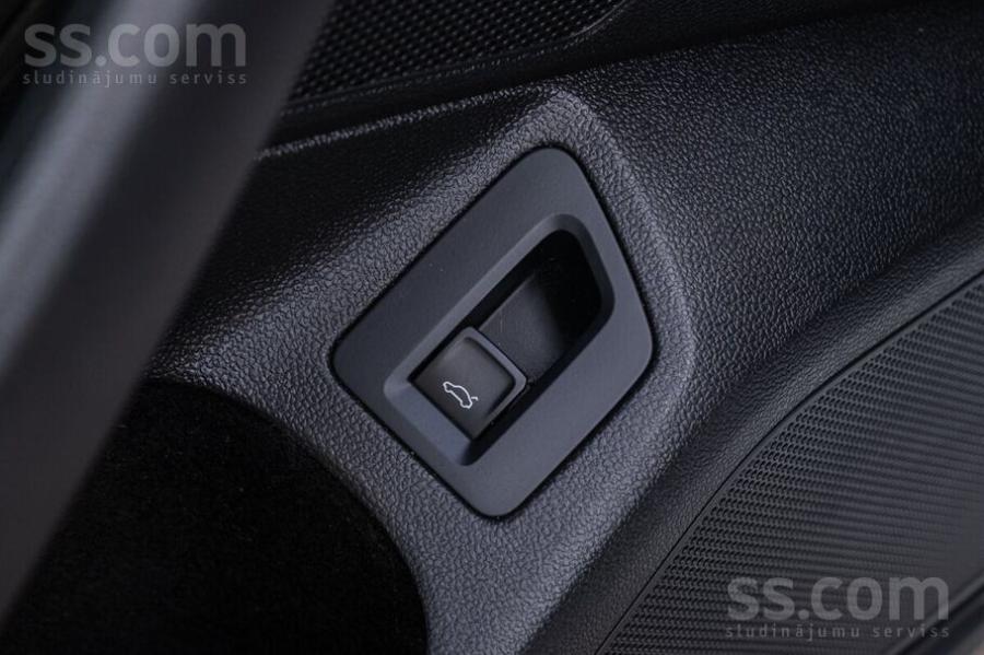 Balts Volkswagen Passat B8 2020 Rīga, ar dzinēja tilpumu 2.00 L un nobraukumu 189 tūkst. km par 17950 €, foto 22 vietnē AUTOMOTO.COM.LV