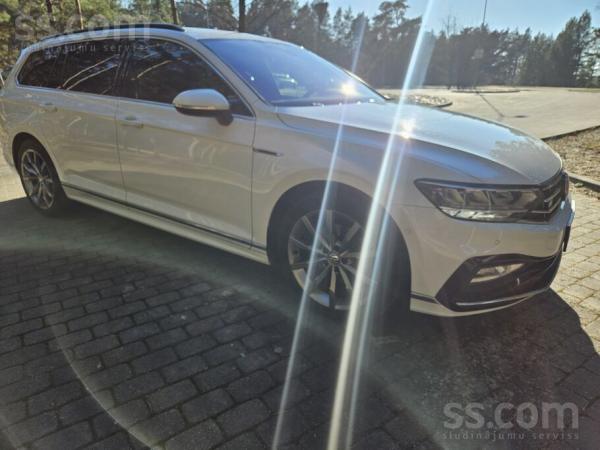 Balts Volkswagen Passat B8 2020 Ventspils, ar dzinēja tilpumu 2.00 L un nobraukumu 169 tūkst. km par 22100 €, foto 1 vietnē AUTOMOTO.COM.LV