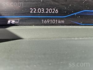 White Volkswagen Passat B8 2020 in Ventspils, with an engine capacity of 2.00 L and mileage of 169 thousand km for 21000 €, photo 14 on AUTOMOTO.COM.LV
