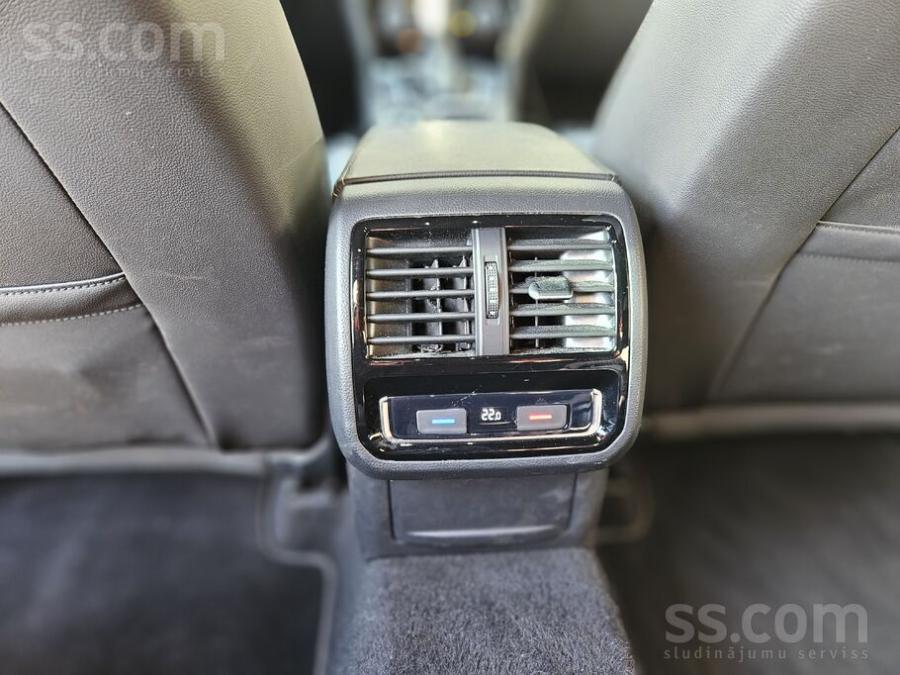 White Volkswagen Passat B8 2020 in Ventspils, with an engine capacity of 2.00 L and mileage of 169 thousand km for 21000 €, photo 24 on AUTOMOTO.COM.LV