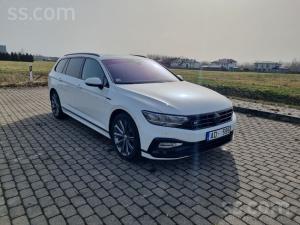 Белый Фольксваген Пассат Б8 2020 в Рига, объемом двигателя 2.00 л и пробегом 148 тыс. км за 17700 €, фото  на AUTOMOTO.COM.LV