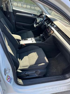 Balts Volkswagen Passat B8 2020 Rīga, ar dzinēja tilpumu 2.00 L un nobraukumu 67 tūkst. km par 19800 €, foto 13 vietnē AUTOMOTO.COM.LV