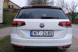 Balts Volkswagen Passat B8 2020 Liepāja, ar dzinēja tilpumu 1.40 L un nobraukumu 148 tūkst. km par 17500 €, foto 3 vietnē AUTOMOTO.COM.LV