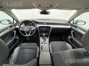 Balts Volkswagen Passat B8 2020 Rīga, ar dzinēja tilpumu 2.00 L un nobraukumu 169 tūkst. km par 16500 €, foto 10 vietnē AUTOMOTO.COM.LV