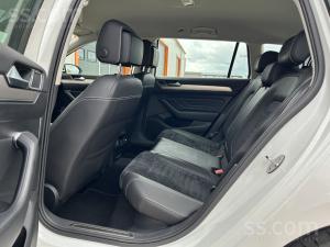 Balts Volkswagen Passat B8 2020 Rīga, ar dzinēja tilpumu 2.00 L un nobraukumu 169 tūkst. km par 16500 €, foto 14 vietnē AUTOMOTO.COM.LV