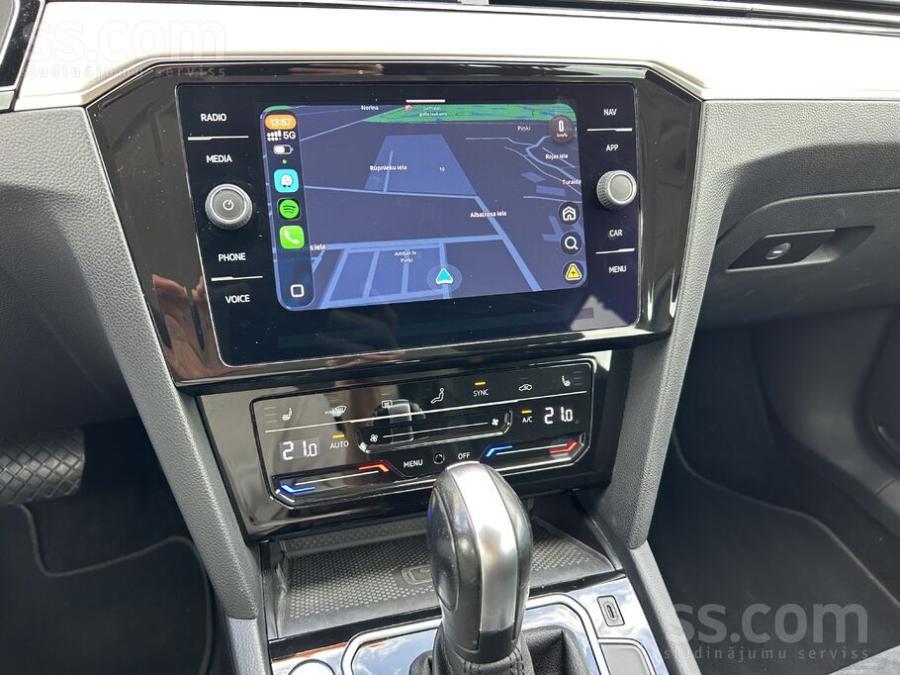 Balts Volkswagen Passat B8 2020 Rīga, ar dzinēja tilpumu 2.00 L un nobraukumu 169 tūkst. km par 16500 €, foto 17 vietnē AUTOMOTO.COM.LV