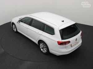 White Volkswagen Passat B8 2021 in Vilnius, with an engine capacity of 2.00 L and mileage of 205 thousand km for 15799 €, photo 12 on AUTOMOTO.COM.LV