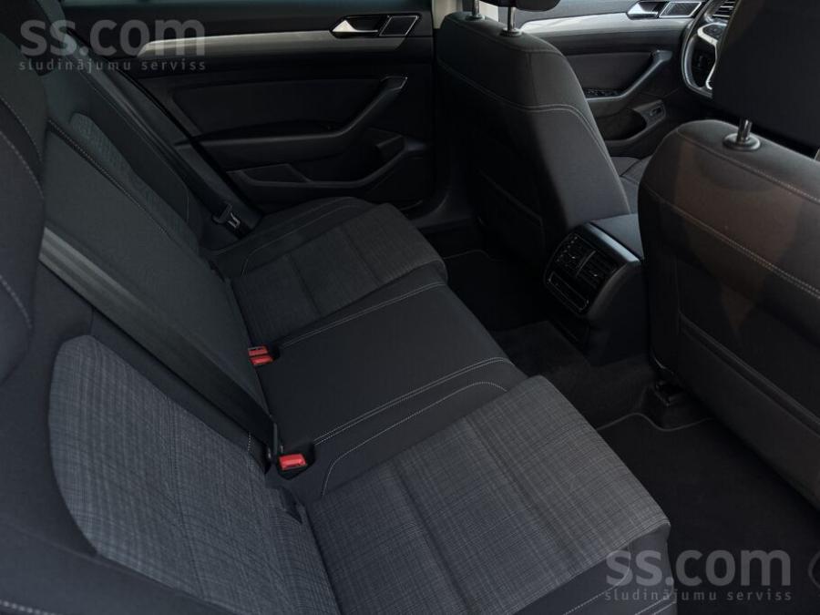 Balts Volkswagen Passat B8 2021 Valmiera, ar dzinēja tilpumu 2.00 L un nobraukumu 169 tūkst. km par 16500 €, foto 21 vietnē AUTOMOTO.COM.LV