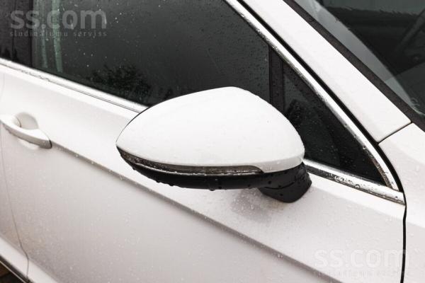 Balts Volkswagen Passat B8 2021 Ventspils, ar dzinēja tilpumu 2.00 L un nobraukumu 160 tūkst. km par 19550 €, foto 10 vietnē AUTOMOTO.COM.LV