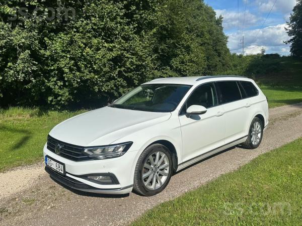 White Volkswagen Passat B8 2021 in Riga, with an engine capacity of 2.00 L and mileage of 231 thousand km for 13900 €, photo 2 on AUTOMOTO.COM.LV
