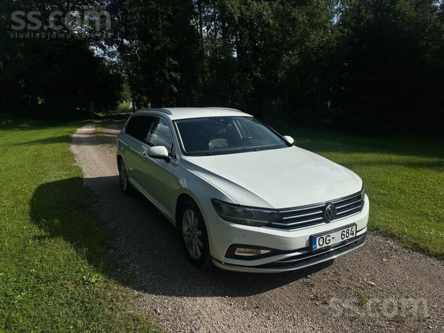 Balts Volkswagen Passat B8 2021 Rīga, ar dzinēja tilpumu 2.00 L un nobraukumu 231 tūkst. km par 13900 €, foto 4 vietnē AUTOMOTO.COM.LV
