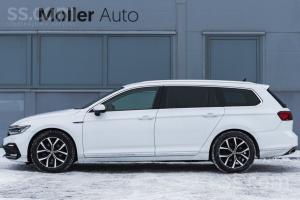 Balts Volkswagen Passat B8 2022 Ventspils, ar dzinēja tilpumu 2.00 L un nobraukumu 141 tūkst. km par 22850 €, foto 2 vietnē AUTOMOTO.COM.LV