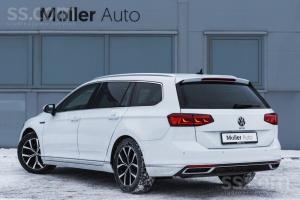 Balts Volkswagen Passat B8 2022 Ventspils, ar dzinēja tilpumu 2.00 L un nobraukumu 141 tūkst. km par 22850 €, foto 3 vietnē AUTOMOTO.COM.LV