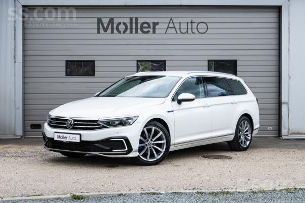 White Volkswagen Passat B8 2022 in Jelgava, with an engine capacity of 1.40 L and mileage of 138 thousand km for 21900 €, photo 1 on AUTOMOTO.COM.LV
