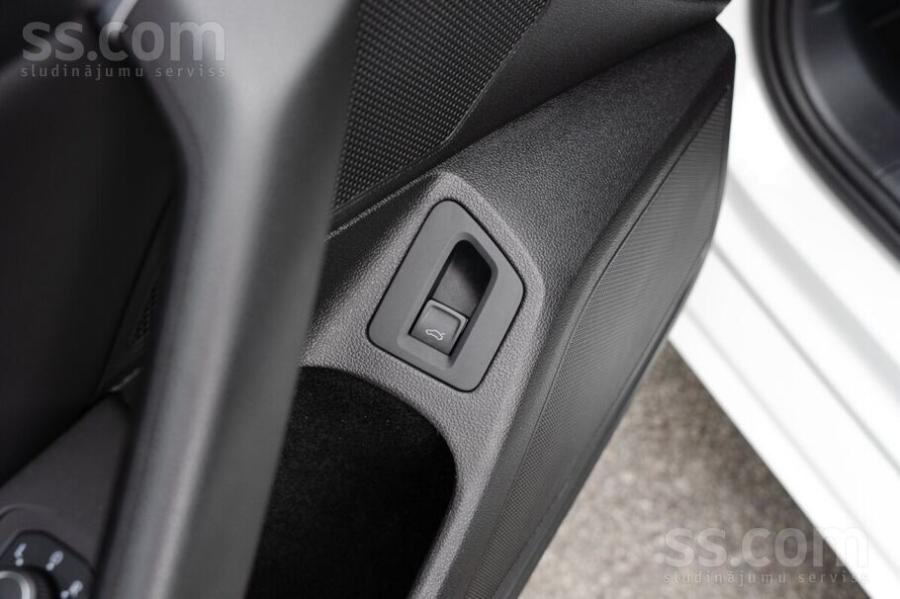 Белый Фольксваген Пассат Б8 2022 в Рига, объемом двигателя 2.00 л и пробегом 146 тыс. км за 20950 €, фото 12 на AUTOMOTO.COM.LV