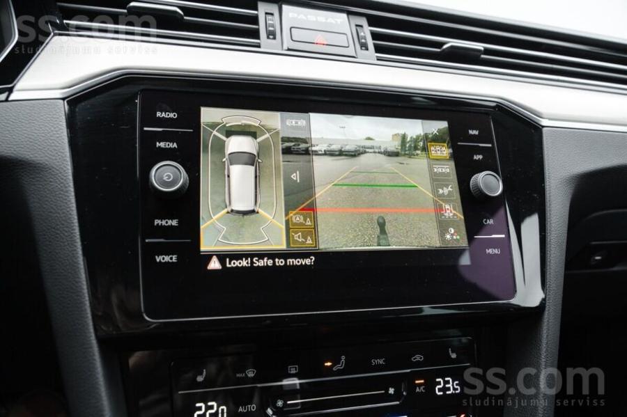 Balts Volkswagen Passat B8 2023 Rīga, ar dzinēja tilpumu 2.00 L un nobraukumu 140 tūkst. km par 23500 €, foto 27 vietnē AUTOMOTO.COM.LV