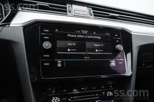 Balts Volkswagen Passat B8 2023 Rīga, ar dzinēja tilpumu 2.00 L un nobraukumu 140 tūkst. km par 23500 €, foto 30 vietnē AUTOMOTO.COM.LV