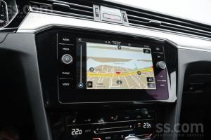 Balts Volkswagen Passat B8 2023 Rīga, ar dzinēja tilpumu 2.00 L un nobraukumu 140 tūkst. km par 23500 €, foto 36 vietnē AUTOMOTO.COM.LV