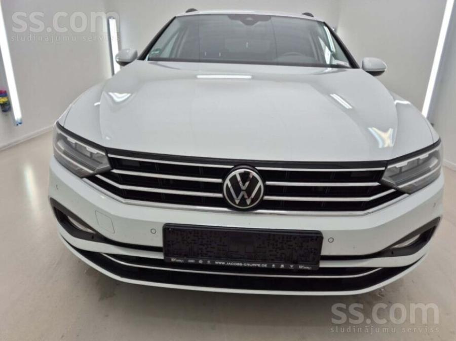 Balts Volkswagen Passat B8 2023 Valmiera, ar dzinēja tilpumu 1.50 L un nobraukumu 144 tūkst. km par 17800 €, foto 3 vietnē AUTOMOTO.COM.LV