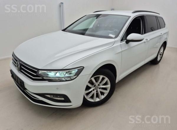 White Volkswagen Passat B8 2023 in Valmiera, with an engine capacity of 1.50 L and mileage of 144 thousand km for 17800 €, photo 4 on AUTOMOTO.COM.LV