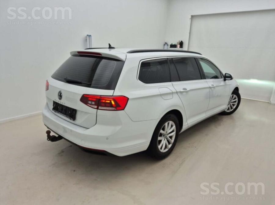 Balts Volkswagen Passat B8 2023 Valmiera, ar dzinēja tilpumu 1.50 L un nobraukumu 144 tūkst. km par 17800 €, foto 5 vietnē AUTOMOTO.COM.LV