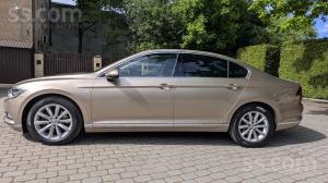 Yellow Volkswagen Passat B8 2016 in Riga, with an engine capacity of 1.80 L and mileage of 158 thousand km for 13900 €, photo 4 on AUTOMOTO.COM.LV