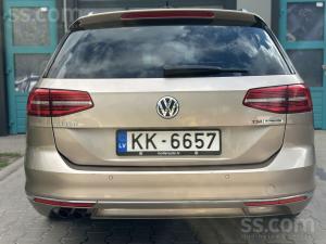 Yellow Volkswagen Passat B8 2016 in Riga, with an engine capacity of 1.80 L and mileage of 149 thousand km for 12300 €, photo 4 on AUTOMOTO.COM.LV