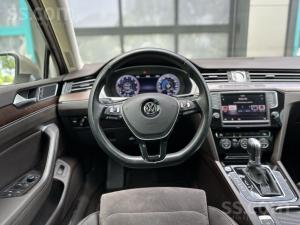 Yellow Volkswagen Passat B8 2016 in Riga, with an engine capacity of 1.80 L and mileage of 149 thousand km for 12300 €, photo 7 on AUTOMOTO.COM.LV