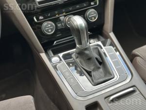 Yellow Volkswagen Passat B8 2016 in Riga, with an engine capacity of 1.80 L and mileage of 149 thousand km for 12300 €, photo 9 on AUTOMOTO.COM.LV