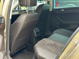 Yellow Volkswagen Passat B8 2016 in Riga, with an engine capacity of 1.80 L and mileage of 149 thousand km for 12300 €, photo 13 on AUTOMOTO.COM.LV