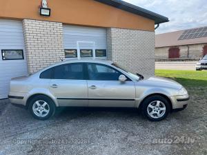 Beige Volkswagen Passat 2004 in Paide, with an engine capacity of 1.90 L and mileage of 0 thousand km for 1690 €, photo 4 on AUTOMOTO.COM.LV