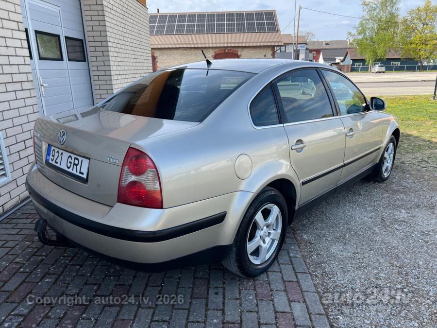 Beige Volkswagen Passat 2004 in Paide, with an engine capacity of 1.90 L and mileage of 0 thousand km for 1690 €, photo 5 on AUTOMOTO.COM.LV