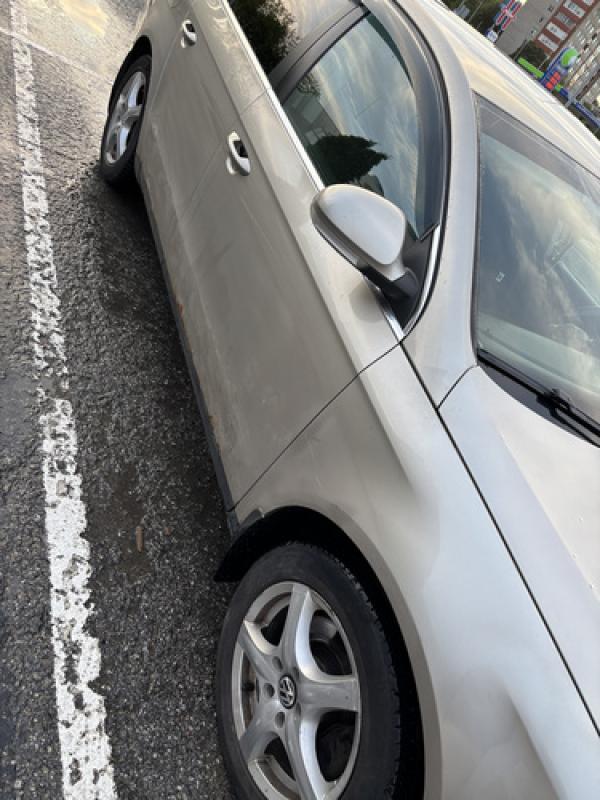 Beige Volkswagen Passat 2008 in Narva, with an engine capacity of 2.00 L and mileage of 235 thousand km for 1200 €, photo 5 on AUTOMOTO.COM.LV