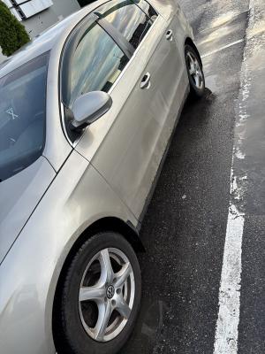 Beige Volkswagen Passat 2008 in Narva, with an engine capacity of 2.00 L and mileage of 235 thousand km for 1200 €, photo 13 on AUTOMOTO.COM.LV