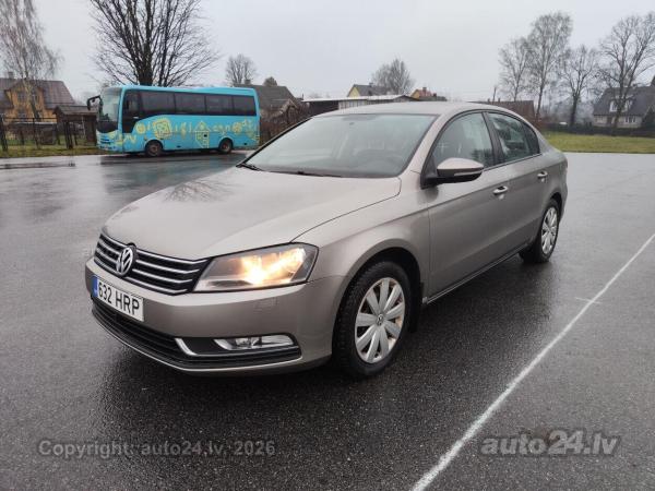 Beige Volkswagen Passat 2012 in Tallinn, with an engine capacity of 1.40 L and mileage of 203 thousand km for 7500 €, photo 1 on AUTOMOTO.COM.LV