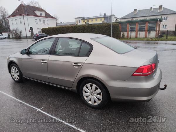 Beige Volkswagen Passat 2012 in Tallinn, with an engine capacity of 1.40 L and mileage of 203 thousand km for 7500 €, photo 3 on AUTOMOTO.COM.LV