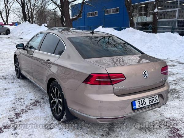 Smilšu krāsa Volkswagen Passat 2016 Tallina, ar dzinēja tilpumu 1.40 L un nobraukumu 66 tūkst. km par 15900 €, foto 3 vietnē AUTOMOTO.COM.LV