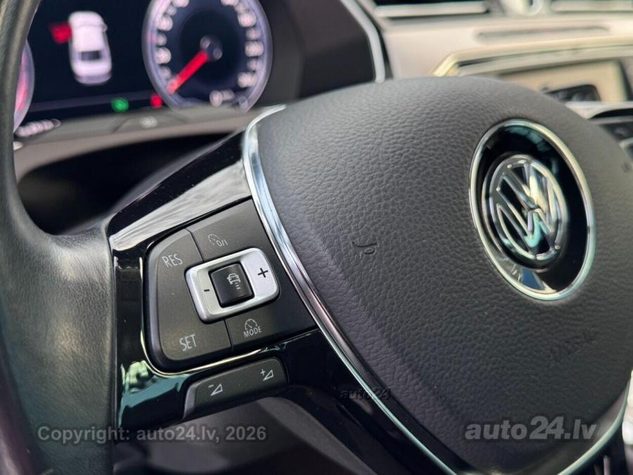 Smilšu krāsa Volkswagen Passat 2016 Tallina, ar dzinēja tilpumu 1.40 L un nobraukumu 66 tūkst. km par 15900 €, foto 23 vietnē AUTOMOTO.COM.LV
